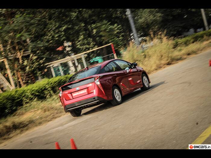 New Toyota Prius hybrid Photo Gallery