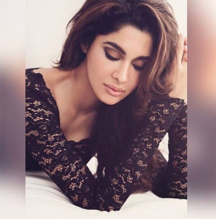 Kartik Aaryan’s girlfriend Dimple Sharma during an ad shoot