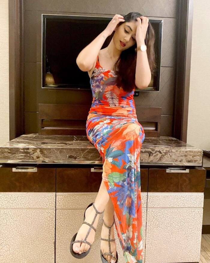 Disha Parmar is a Look To Behold
