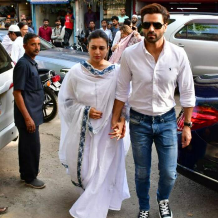 Deepika Padukone, Rani Mukerji, Vidya Balan And Others Pay Their Last ...