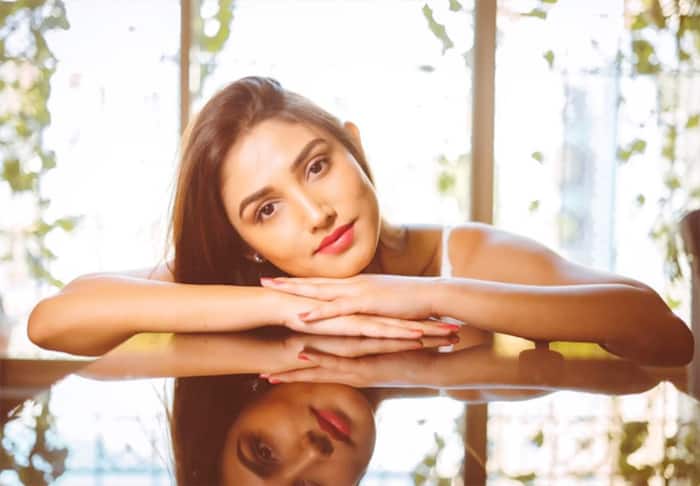 Donal Bisht Showcase Incredible Figure in Daring Cut-Out Swimsuit| View ...