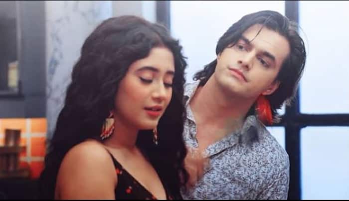 Shivangi Joshi looks bold and beautiful in YRKKH