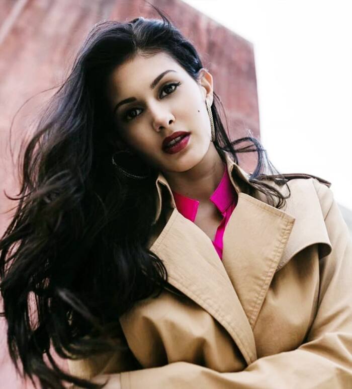 Amyra Dastur Wards Off Mid-Week Blues One Perfect Hair Flip at a Time ...