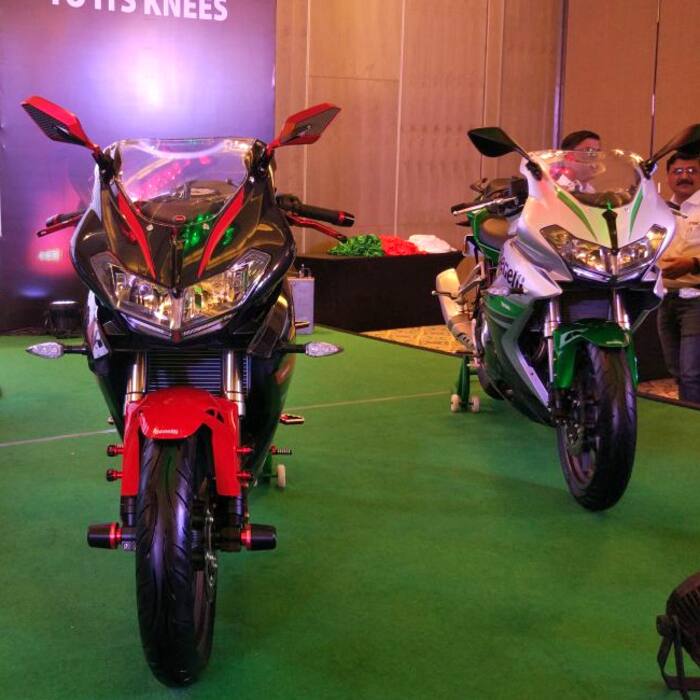 DSK Benelli 302R launched in India: Check out its features and ...
