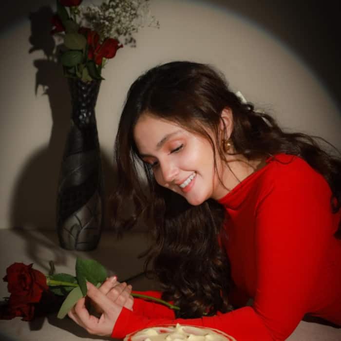 Meet beautiful actress who is crazy about Babar Azam, her name is...