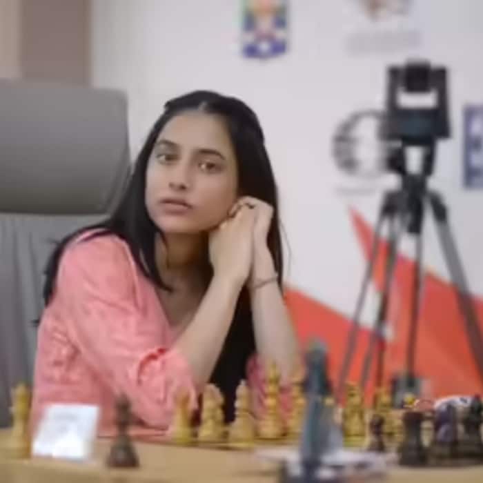 Meet Divya Deshmukh, new women chess champion at just 19, her parents ...