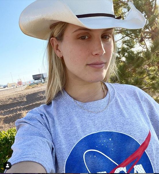 Genie's Date With The Camel?