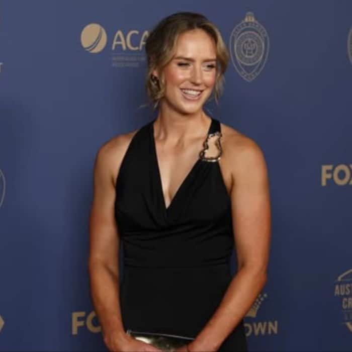 Meet world's RICHEST female cricketer, she got divorced in 5 years, now dating..., name is...