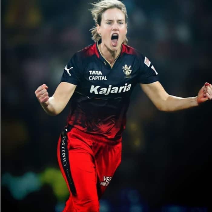 Meet gorgeous RCB star, who shines in both cricket and football world cups, her net worth is Rs...