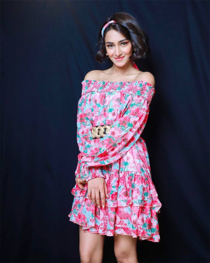 Erica Fernandes is a Walking Garden in Floral Pink Dress With Belt| See ...