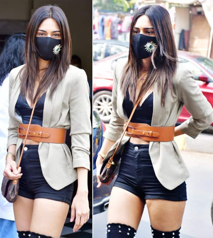 Erica Jennifer Fernandes Raises Hotness Quotient In A Black Bralette ...