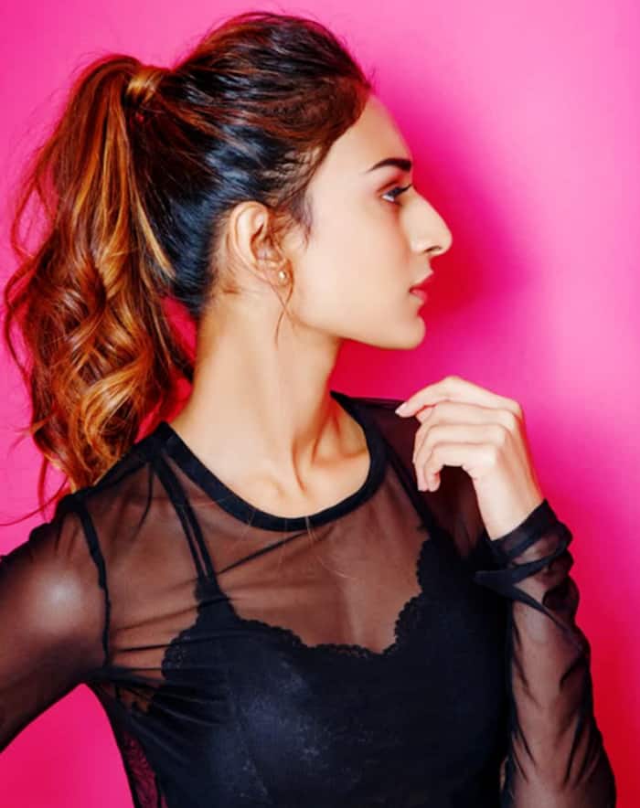Photos: Erica Fernandes's Breathtaking Tomboy Look And Sensual ...