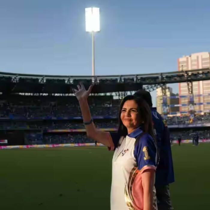 Mukesh Ambani's wife Nita Ambani fulfills dream of 19000 children by...