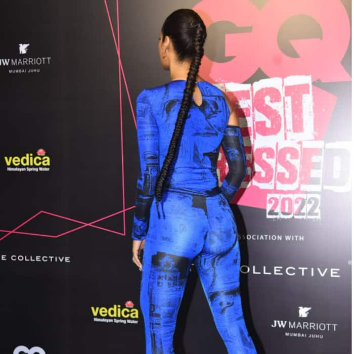Esha Gupta's Hot Look in Blue Bodysuit: The Aashram Star Sizzles Hard ...