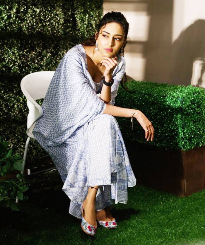 Erica Fernandes Gives Ethnic Goals in Breezy Indian Wear – See Outfit ...