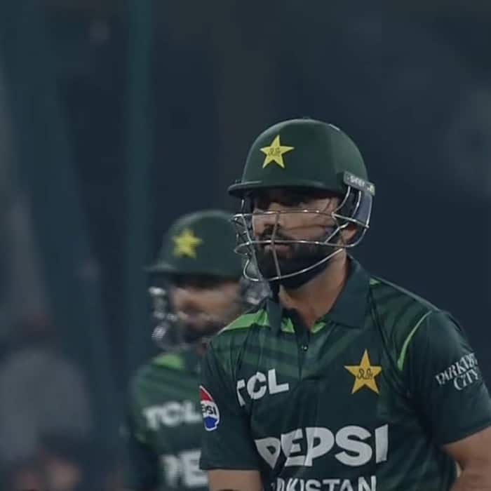 How much is Fakhar Zaman's net worth? Pakistan star earns money from...
