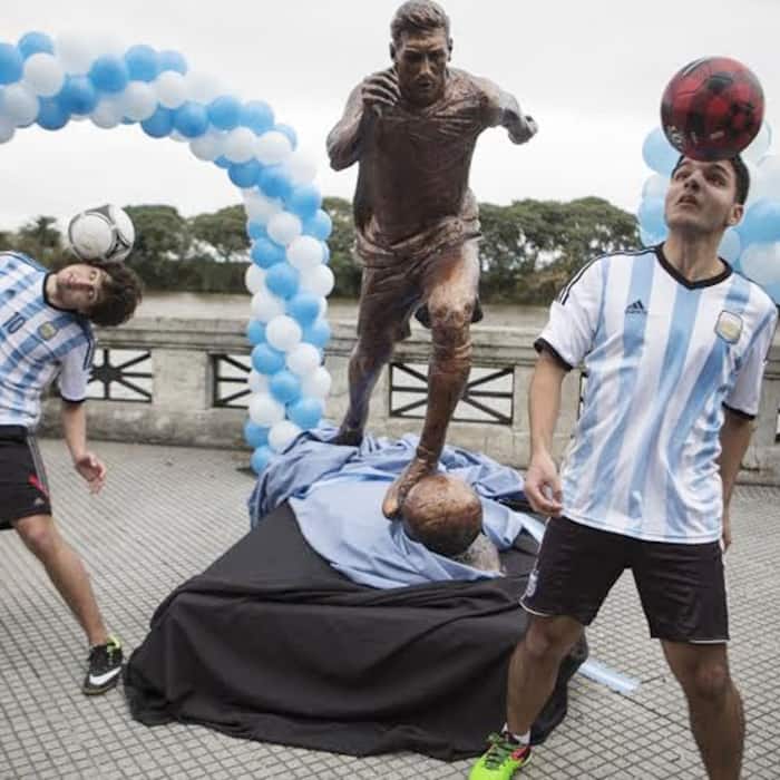 Legend Lionel Messi’s statue unveiled at Buenos Aires in Argentina, see ...