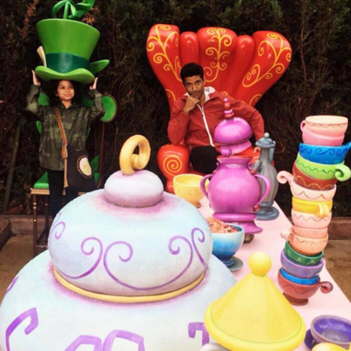 PICS: Farhan Akhtar lives the Zindagi Milegi Na Dobara moments with ...