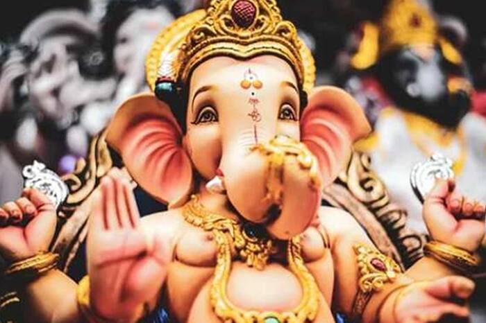 Ganpatti Bappa Morya! Devotees Welcome Lord Ganesha Home As Ganeshotsav ...