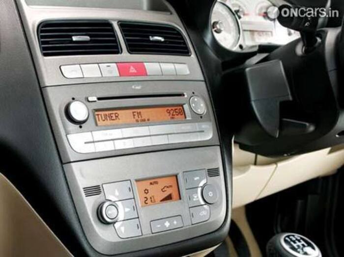 Fiat Linea 2012 Interior