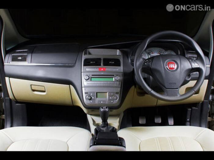 Fiat Linea T-jet Interior