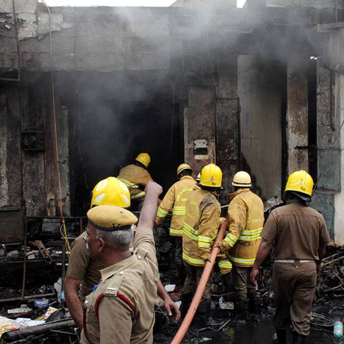 Tamil Nadu: Major fire breaks out at cracker factory in Sivakasi; 9 ...