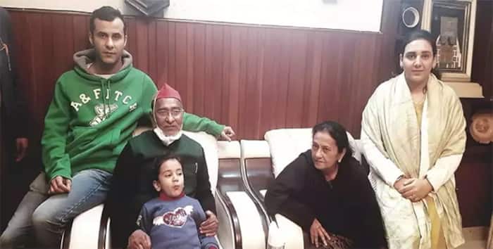 Azam Khan's Daughter-In-Law Sidra Khan Likely to Be SP’s Candidate For ...