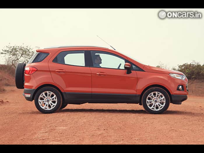 Ford EcoSport 1.0P Ecoboost Titanium MT Exterior