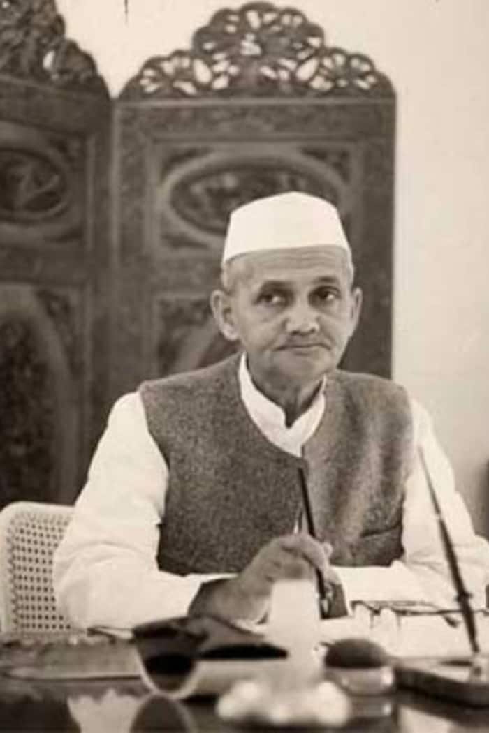 Freedom Fighter Sardar Vallabhbhai Patel united India before and after ...