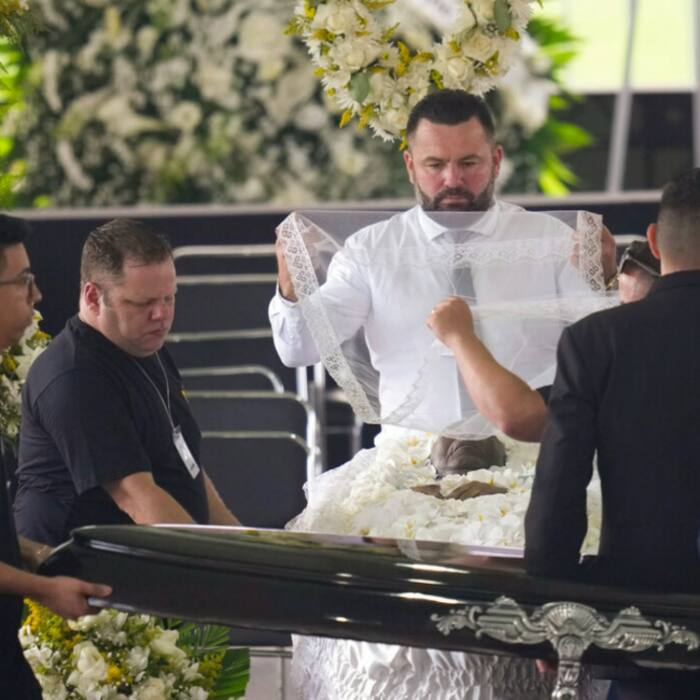 PICS | Pele Funeral: Brazilian Legend Leaves For Heaven!