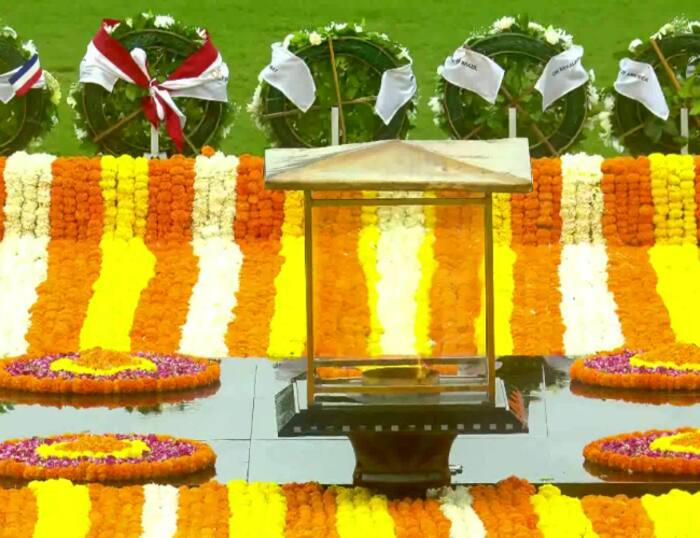 G20 Summit: World Leaders Pay Tribute To Mahatma Gandhi at Rajghat |In Pics