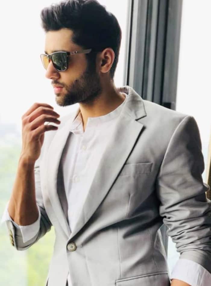 Remember Gadar Ek Prem Katha Child Actor Jeeta Aka Utkarsh Sharma? He ...