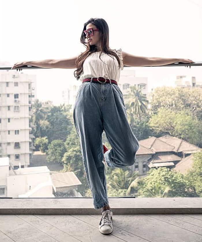 Giorgia Andriani is looking sexy in a sultry dress!