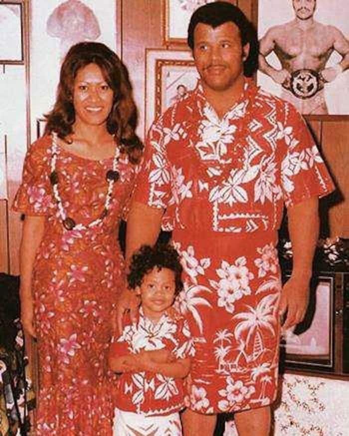 Rare Photos of The Rock Dwayne Johnson and Father Rocky Johnson ...
