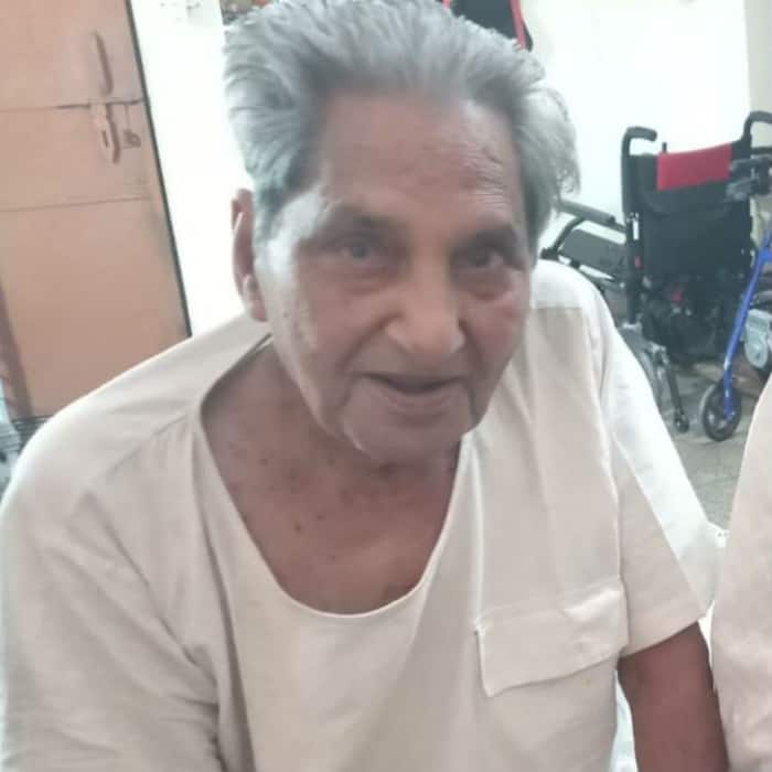 In Pics: Gopaldas Neeraj, Renowned Poet And Lyricist, Passes Away at 94