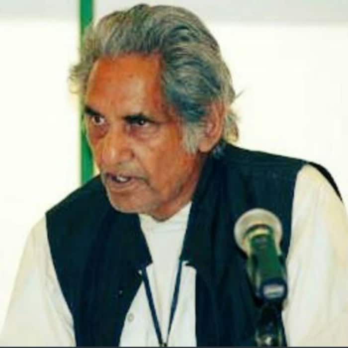 In Pics: Gopaldas Neeraj, Renowned Poet And Lyricist, Passes Away at 94