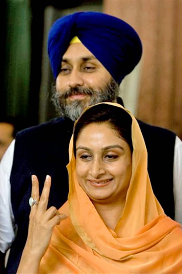 8 gorgeous wives of Indian Politicians