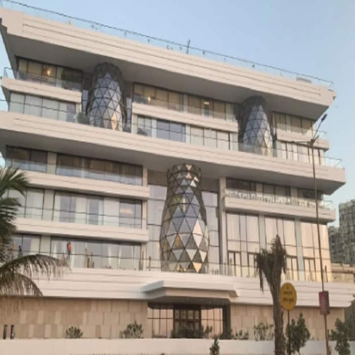 From Antilia to Gulita, 8 Most Luxurious Homes in Mumbai And Their Worth