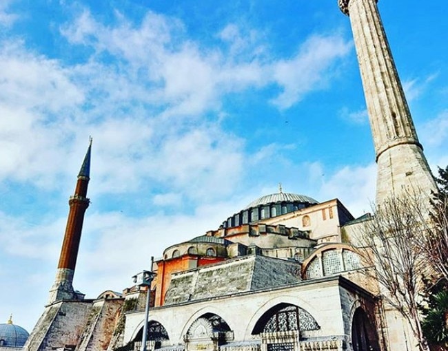 Hagia Sophia Museum is one of the most beautiful buildings