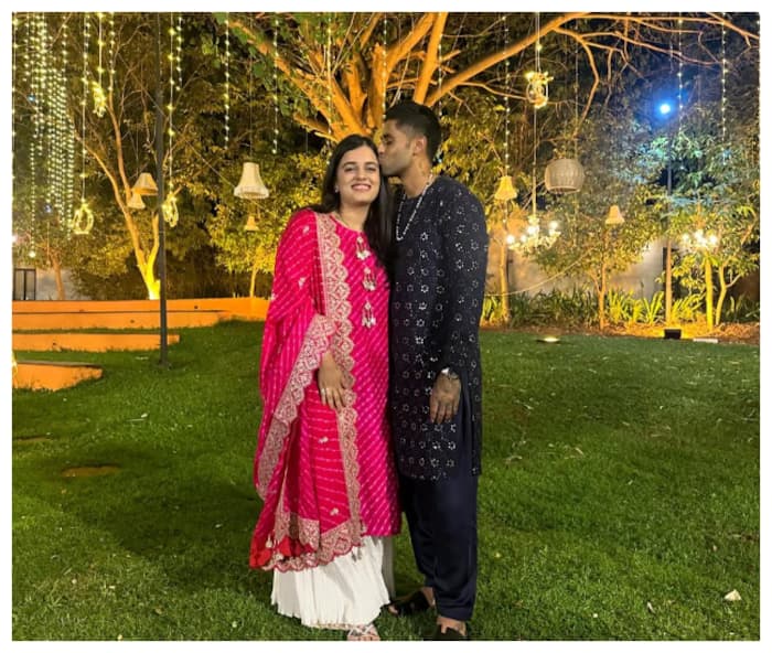 Meet MI star Suryakumar Yadav's wife Devisha Shetty, they first met in..., she is a...