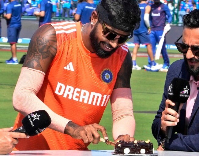 Hardik Pandya Celebrates B'day On Ground Ahead of IND Vs AFG ODI WC ...