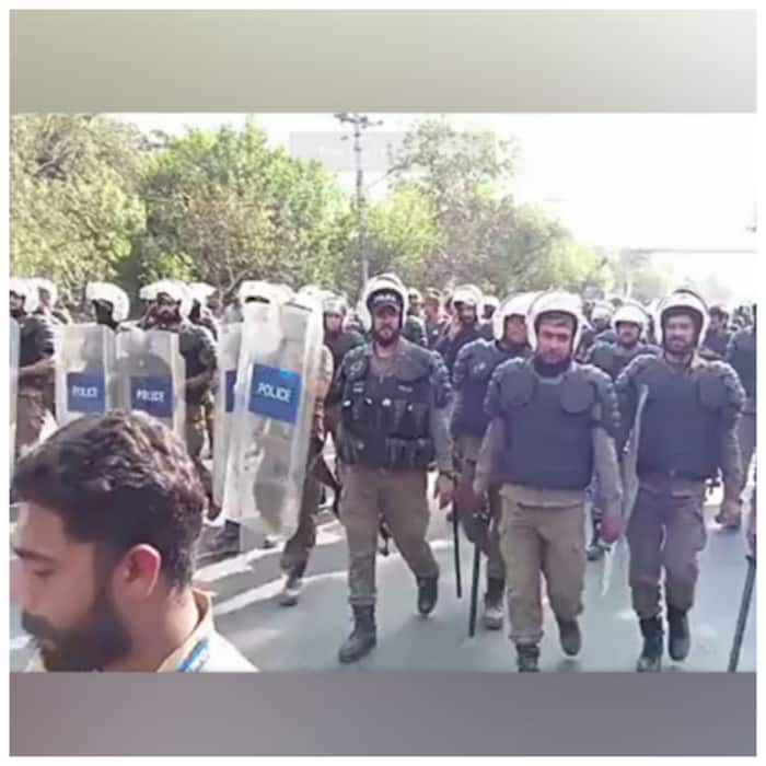 Pakistan Descends Into Chaos As Imran Khan Faces Arrest. See Pics