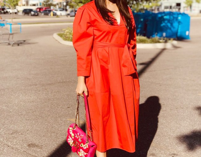 Himanshi Khurana's ravishing looks