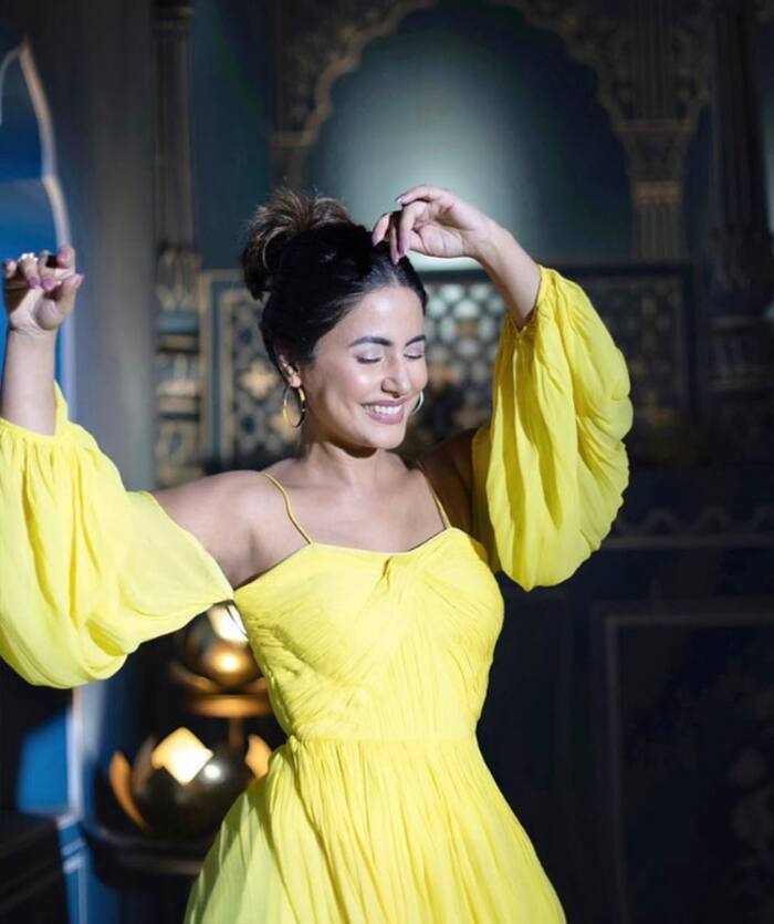 Hina Khan's breathtaking pics will leave you stunned