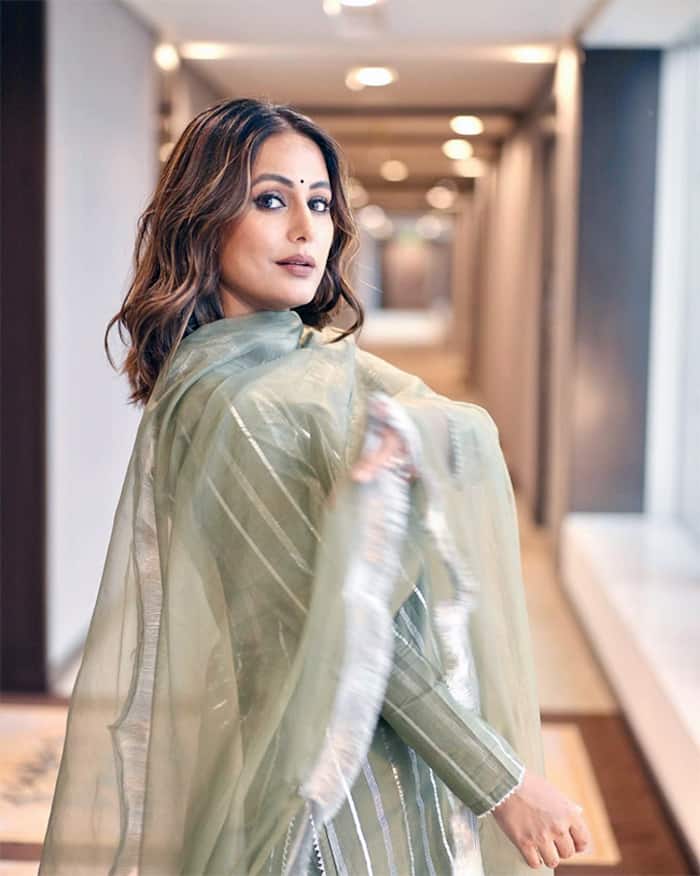 Hina Khan Gives Diwali Fashion Inspo in Moss Green Full-Sleeved Salwar ...