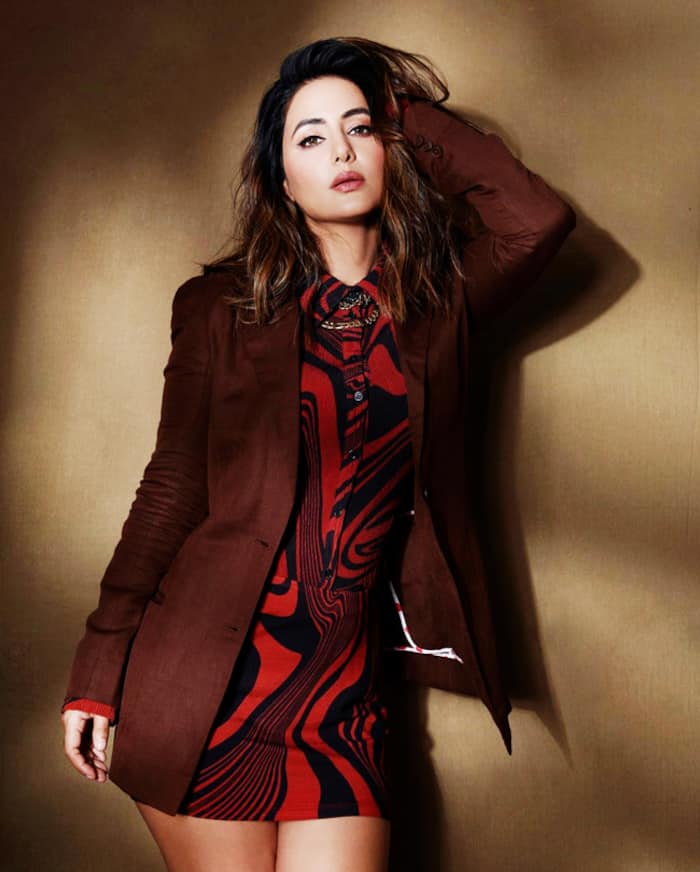 Hina Khan is Dramatic Boss Lady in Layered up Look But Fans Say 'Bold ...