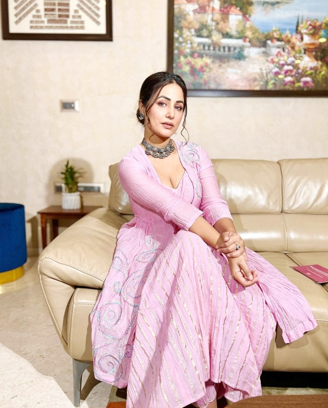 Hot Photos: Hina Khan Amps Up Ethnic Fashion In Pink Traditional Attire