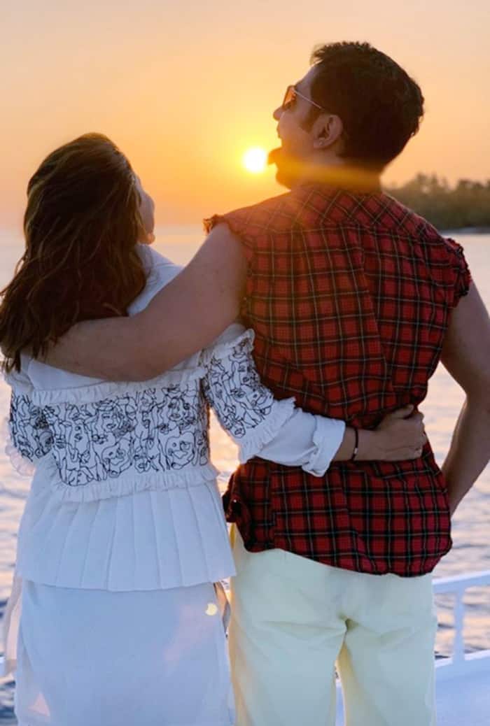 Hina Khan With Brother Aamir Khan Gives Major Sibling Goals