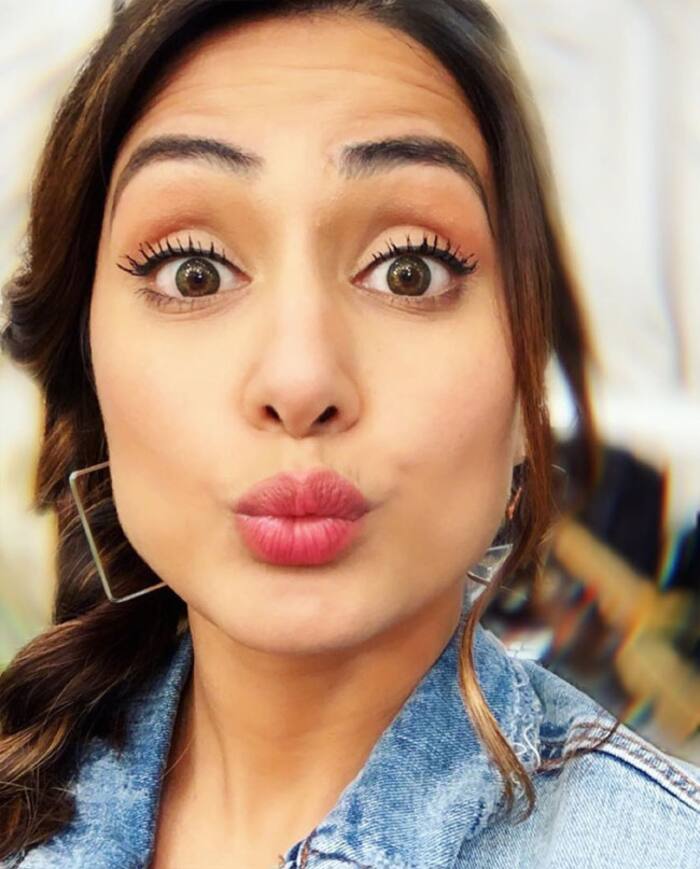 Hina Khan’s Latest Pictures is Unmissable