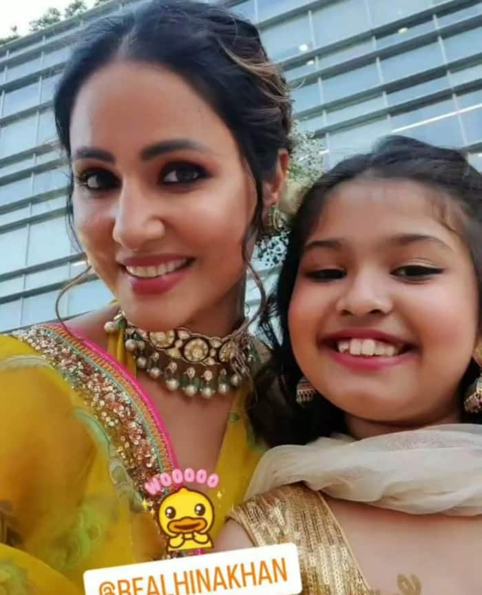 Hina Khan Turns Bridesmaid in Pretty Yellow Floral Saree With Halter ...